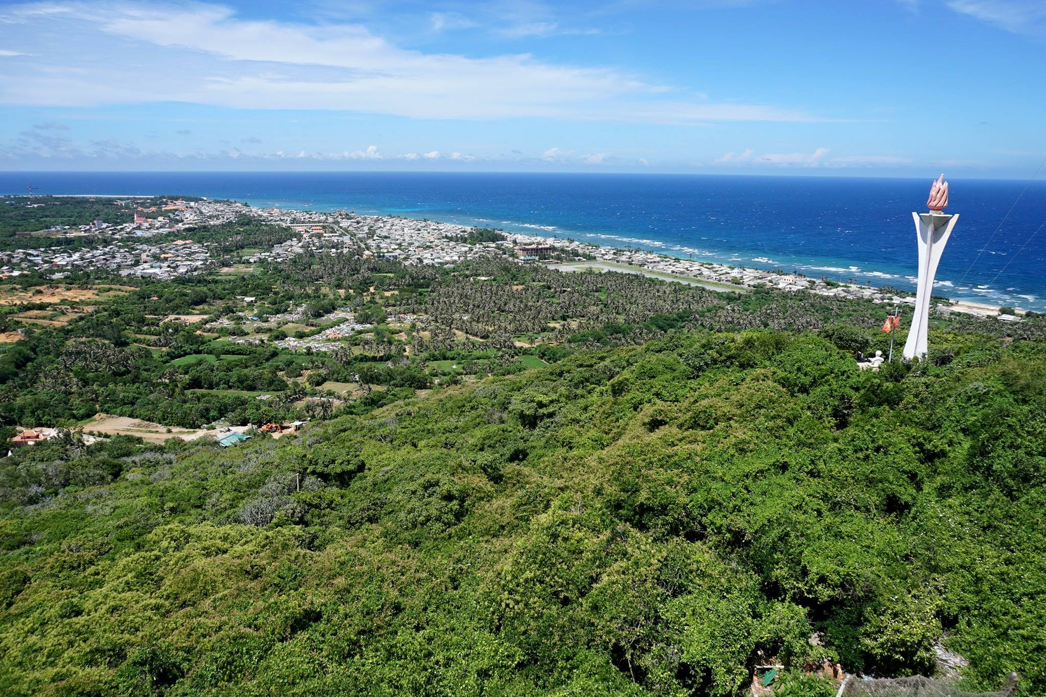Cam mountain, Lighthouse and Linh Buu pagoda